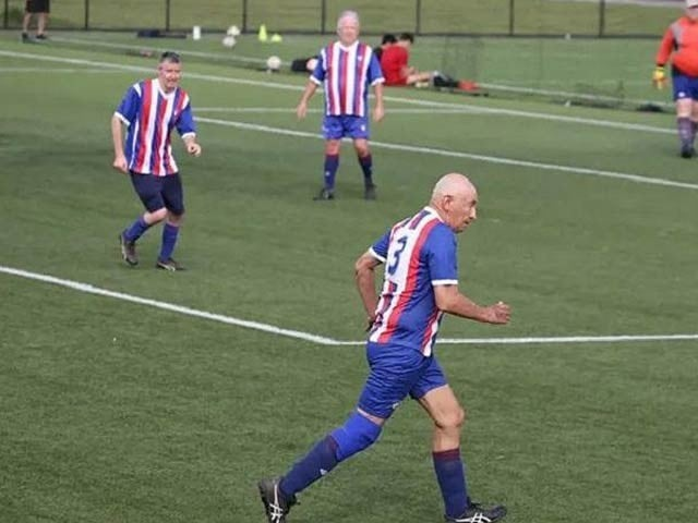 Australien: David Mudge der älteste aktive Fußballer der Welt | NZ